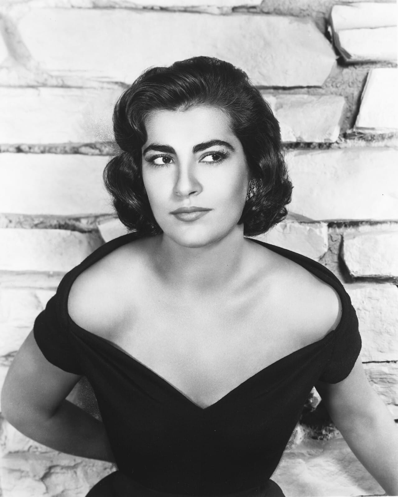 Greek Celebrities - Famous People from Greece | 2026